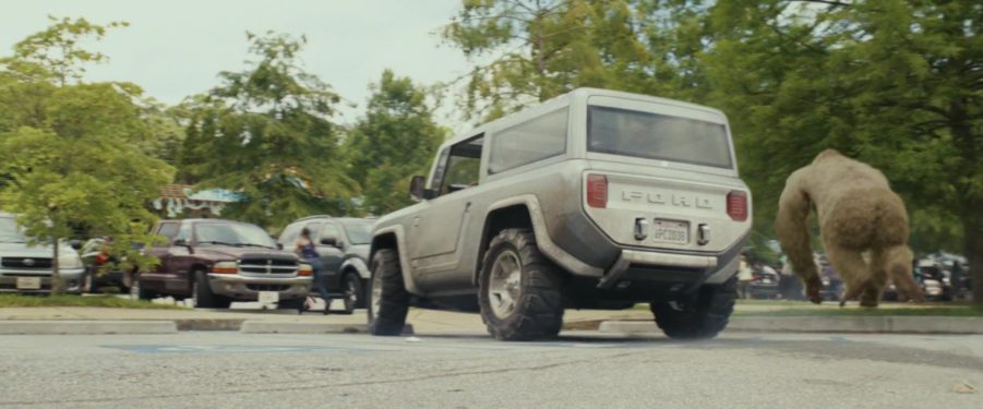 Ford Bronco Car Driven By Dwayne Johnson (The Rock) In Rampage (2018)