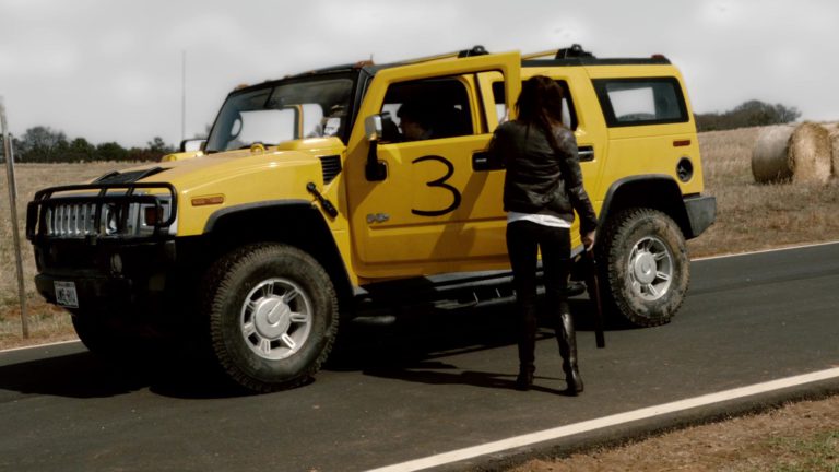 Hummer H2 Yellow SUV In Zombieland (2009)