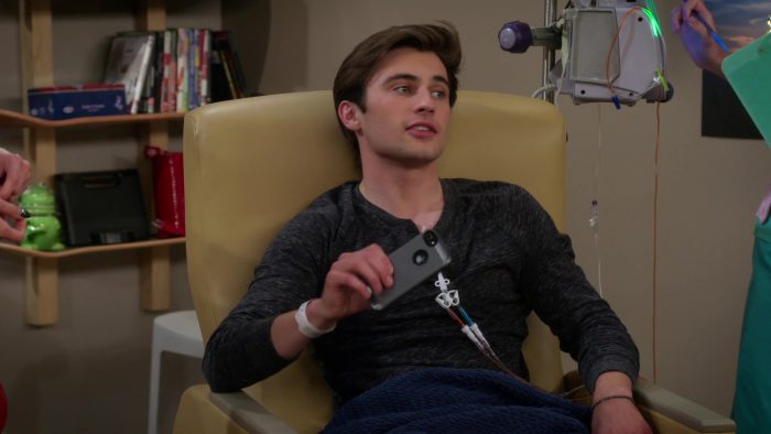 Apple IPhone Mobile Phone Used By By Gunner Burkhardt As Spencer In ...