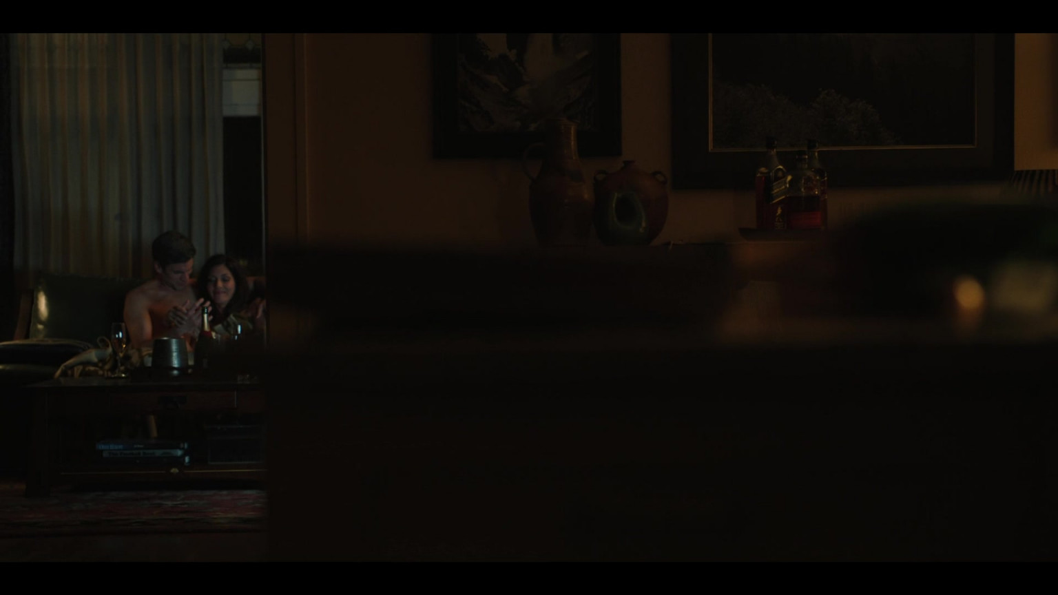 Johnnie Walker Whisky In Yellowstone S05e06 Cigarettes Whiskey A