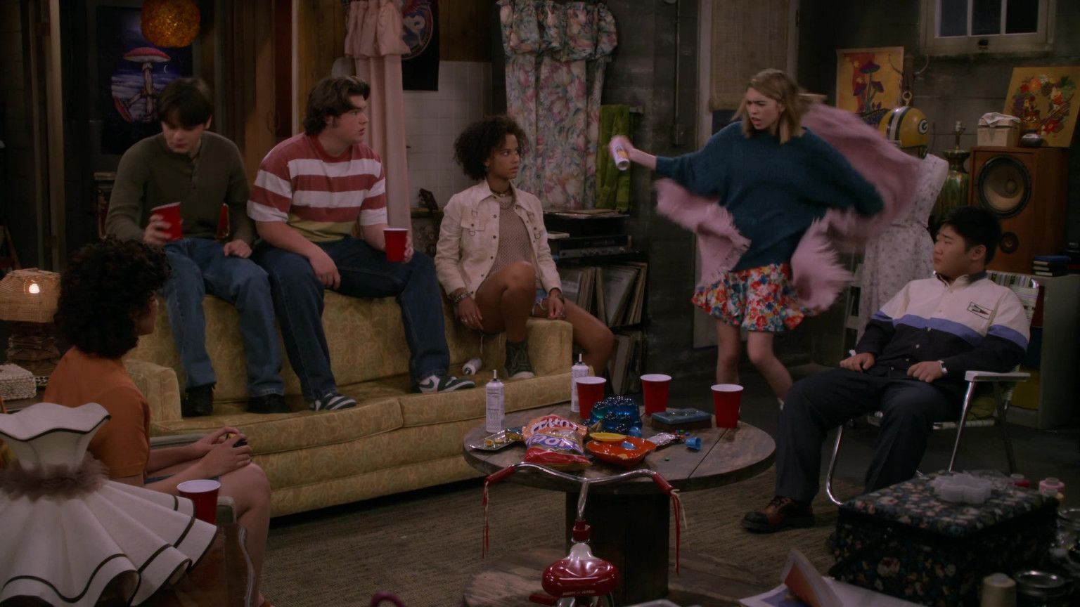 Nabisco Easy Cheese And Tostitos Scoops! Tortilla Chips In That '90s ...