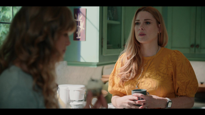 Apple Watch Of Alexandra Breckenridge As Melinda Mel Monroe In Virgin River S05e10 Labor Day